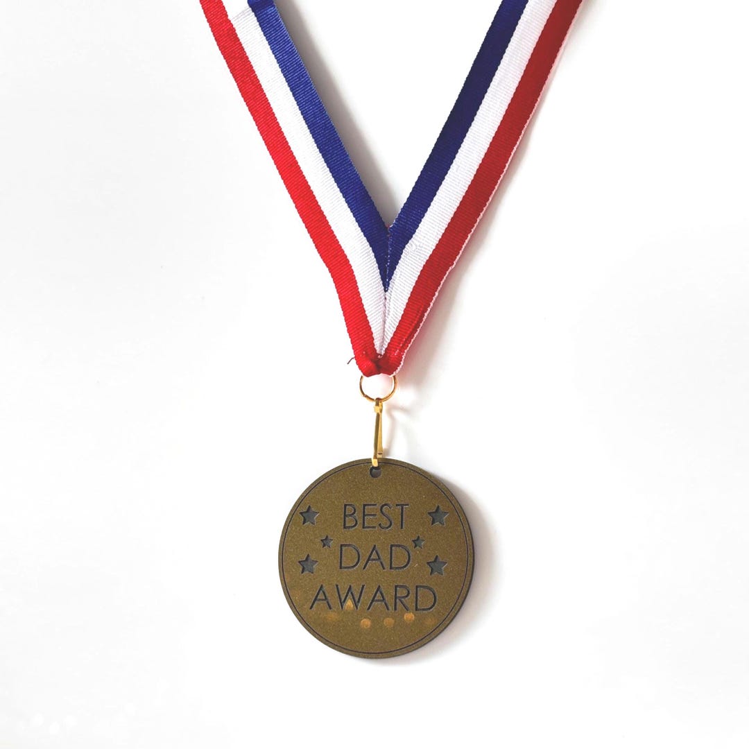 Best Dad Award Medal, Best Dad Ever Acrylic Medal for Fathers Day ...