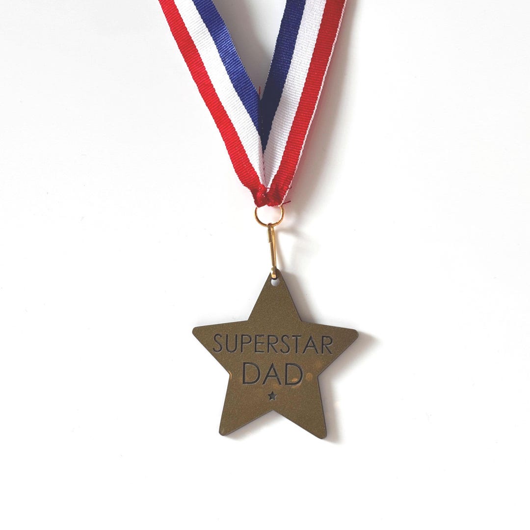 Superstar Dad Medal, Acrylic Medal for Fathers Day, Worlds Best Dad ...