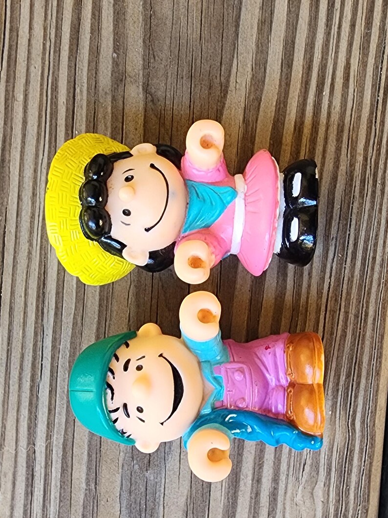 Vintage 1966 Lucy & Linus From Charlie Brown Plastic Toy Figures! - Etsy