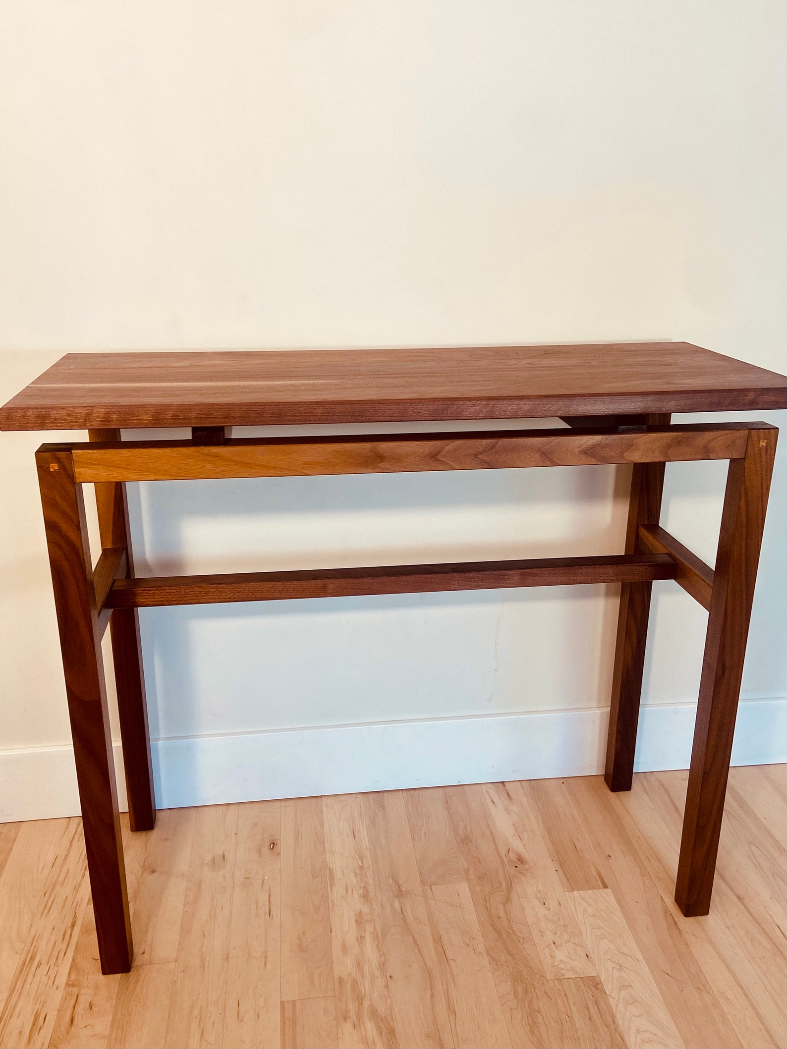 Entry Table - Etsy