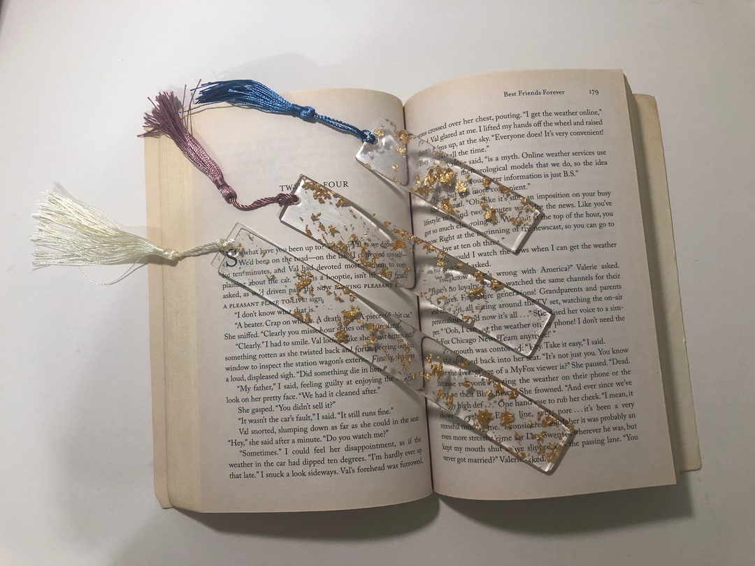 Handmade Bookmarks Set of 2 Gold Flakes Lavender Rose Petals Bookworm ...