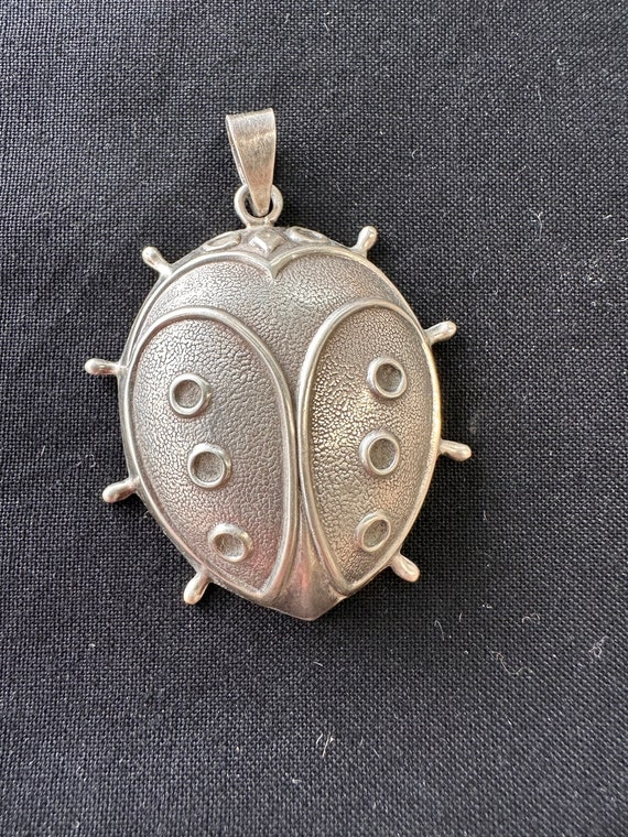 sterling silver ladybug - Gem