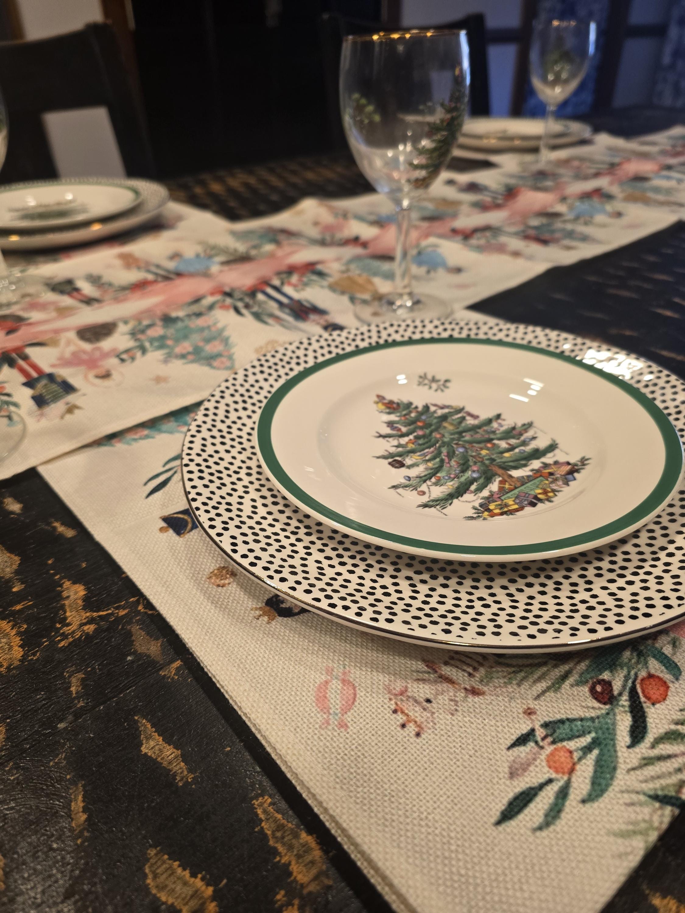 Nutcracker Floral Holly Christmas Table Runner, Seasonal Winter Kitchen ...
