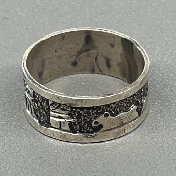 Storyteller Ring - Etsy