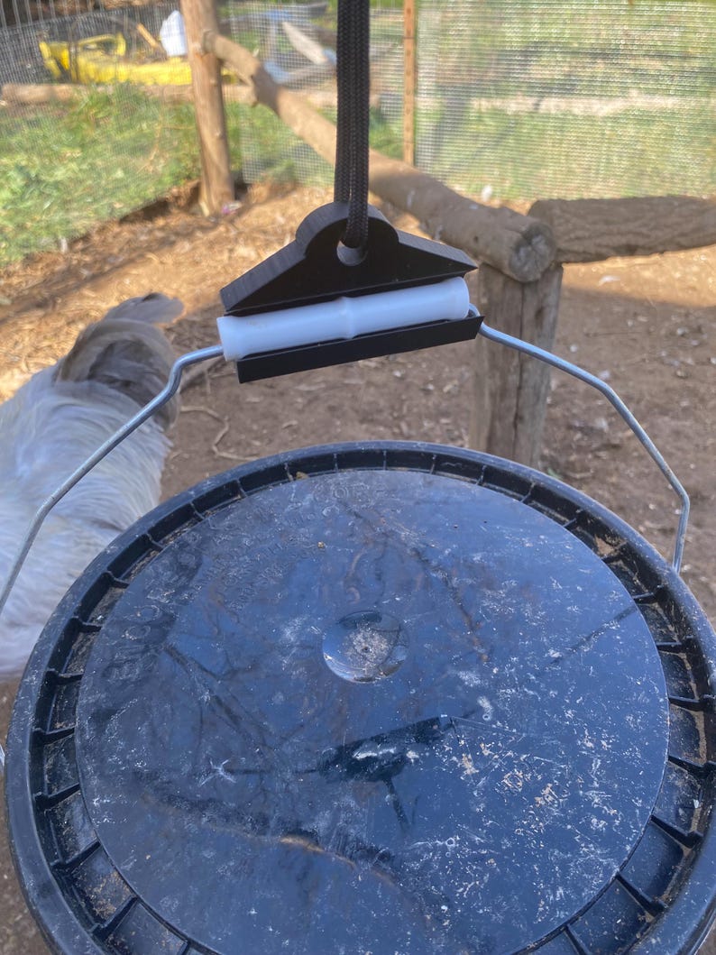 Easy Bucket Hanger - Etsy