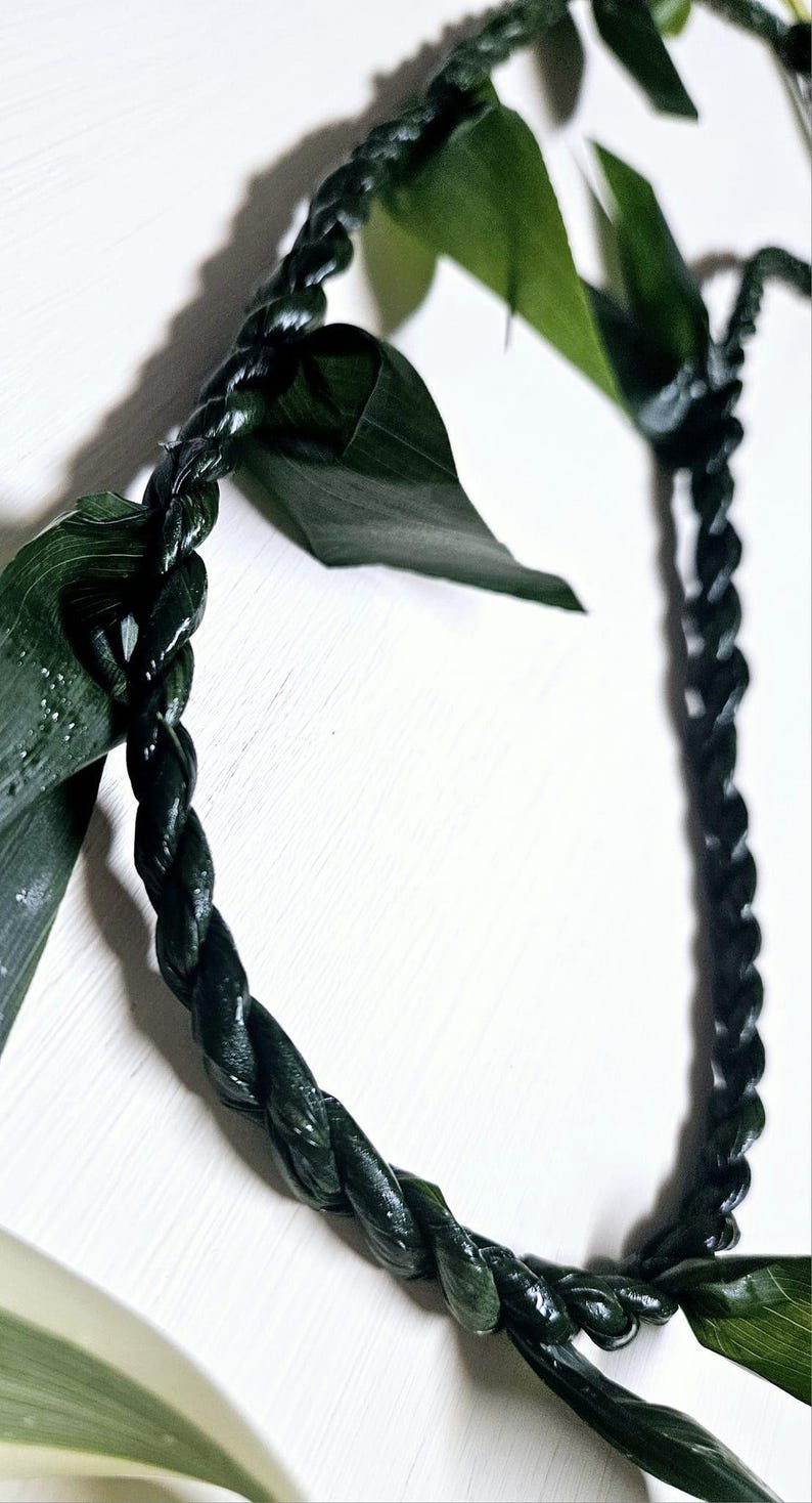 Ti Leaf Lei: Hawaiian Celebration Lei - Etsy