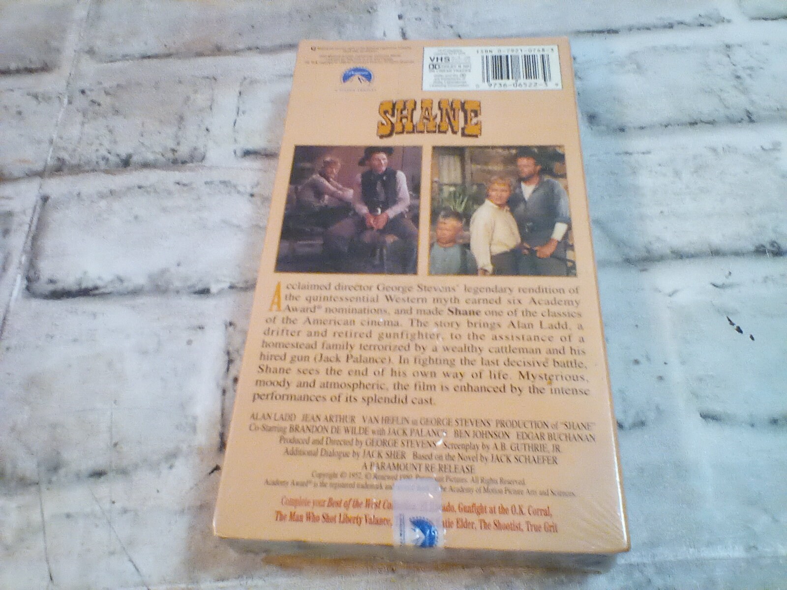 Shane VHS Sealed Tape, Starring Alan Ladd, Jean Arthur, Van Heflin ...