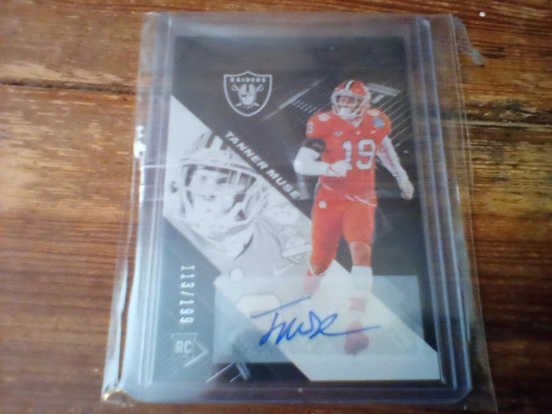 Panini Black Rookie Autograph Tanner Muse 2020 Panini Black Football ...