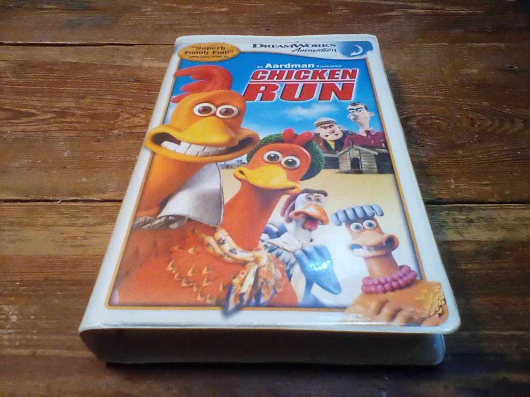 Chicken Run VHS Tape Dreamworks Animation 2002 Clamshell Excellent ...