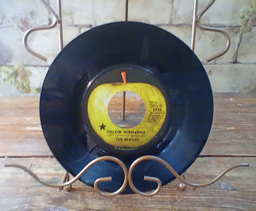 The Beatles 45 Record, Yellow Submarine/eleanor Rigby, #5715, Apple ...