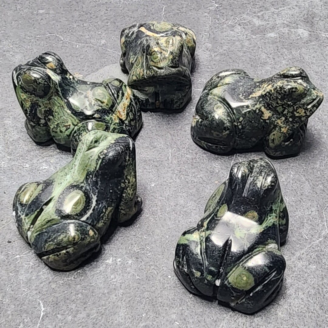 Kambaba Jasper Frog Carvings, Adorable, Perfect for a Crystal Terrarium ...