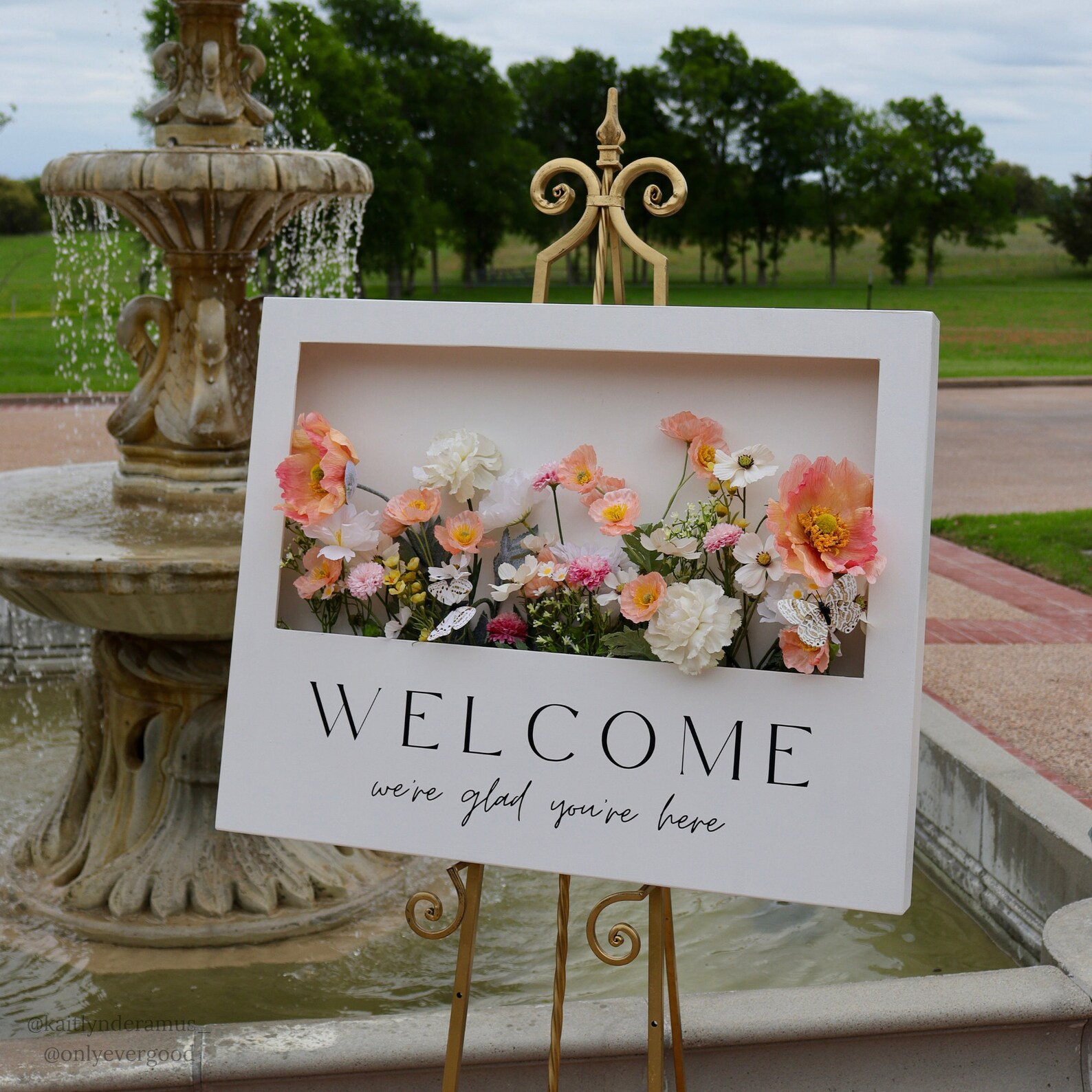 DIY Tutorial Polaroid Style Welcome Sign for Weddings, Baby Shower, Etc ...