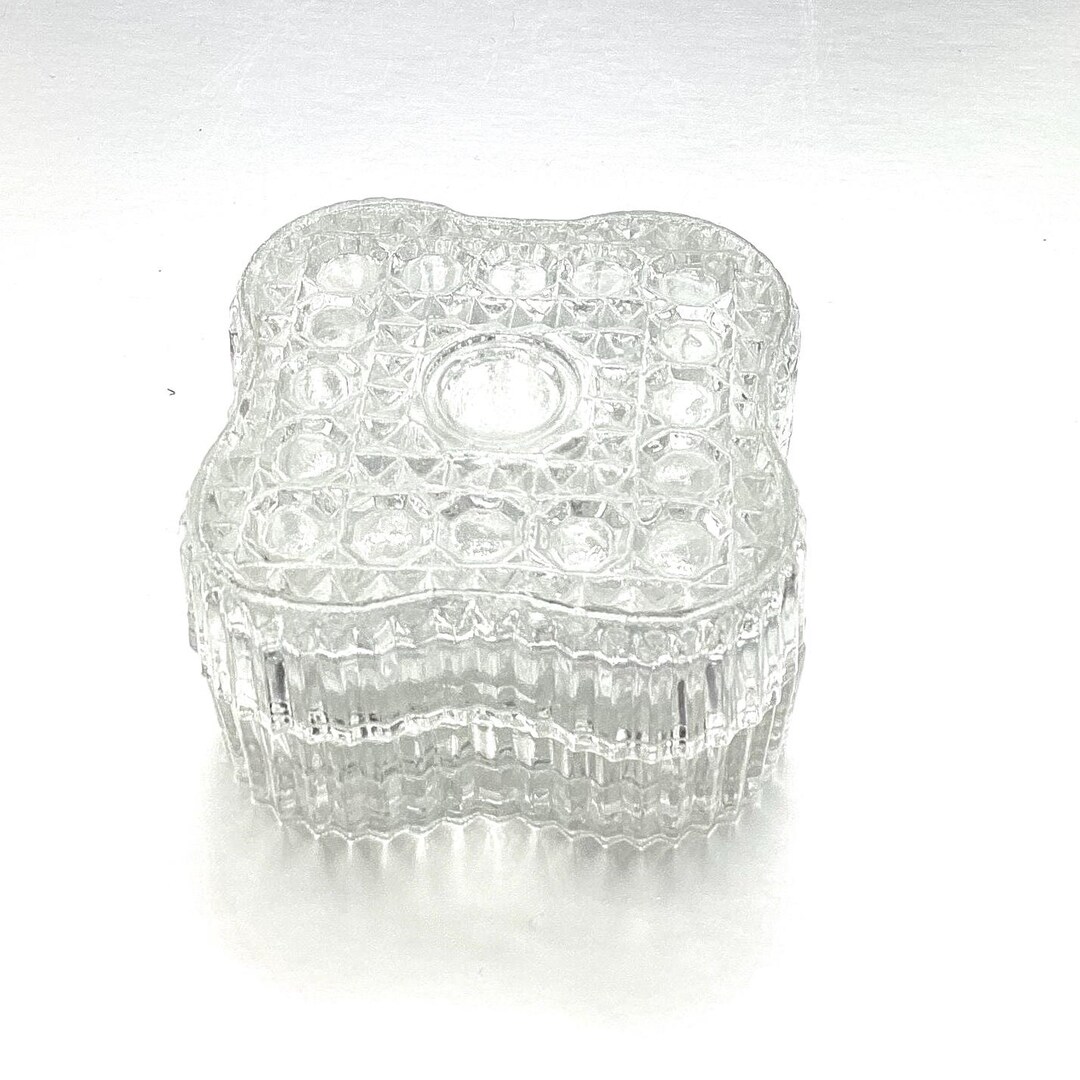 Vintage Retro Pressed Glass Trinket Box | Ring Box | Jewelry Box Clear ...