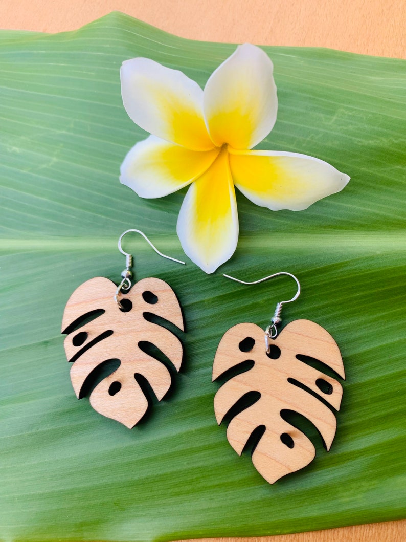3D Printed Monstera Earrings - Etsy