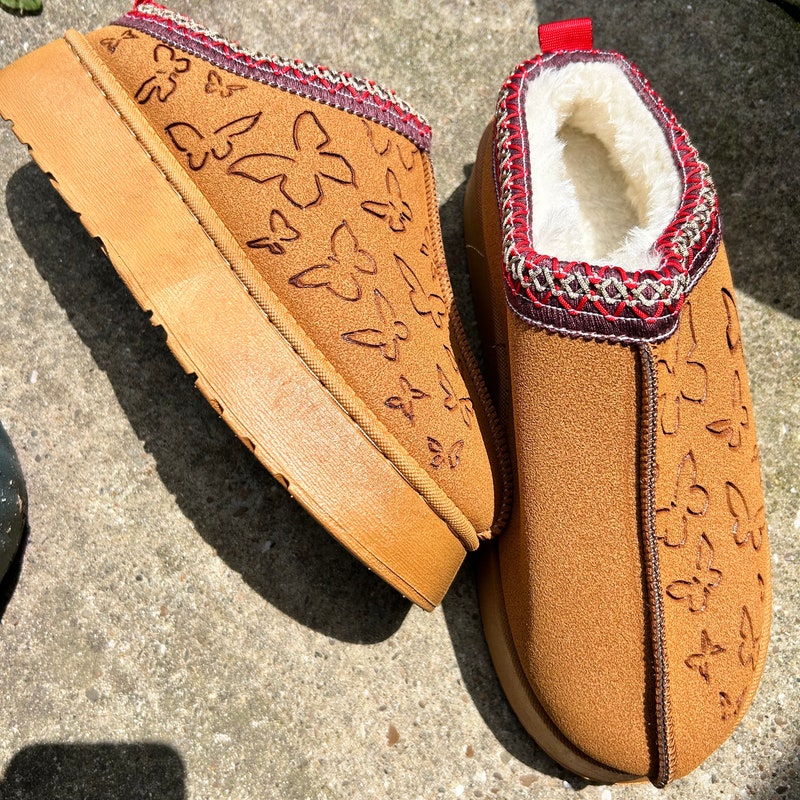Custom Uggs - Etsy