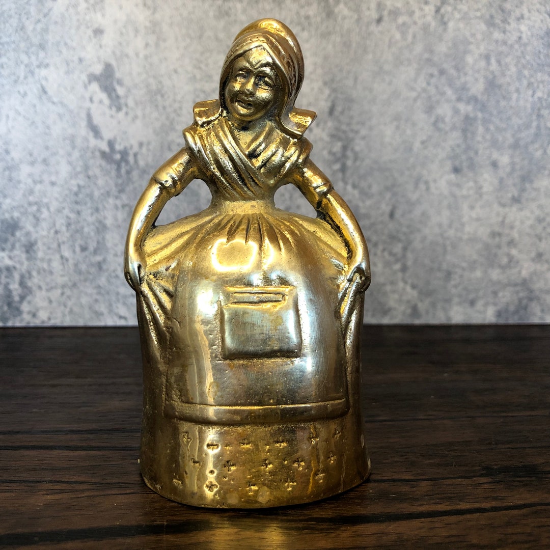 RARE Vintage Solid Brass Curtsy Lady Dutch Girl Farm Milkmaid Butlers ...
