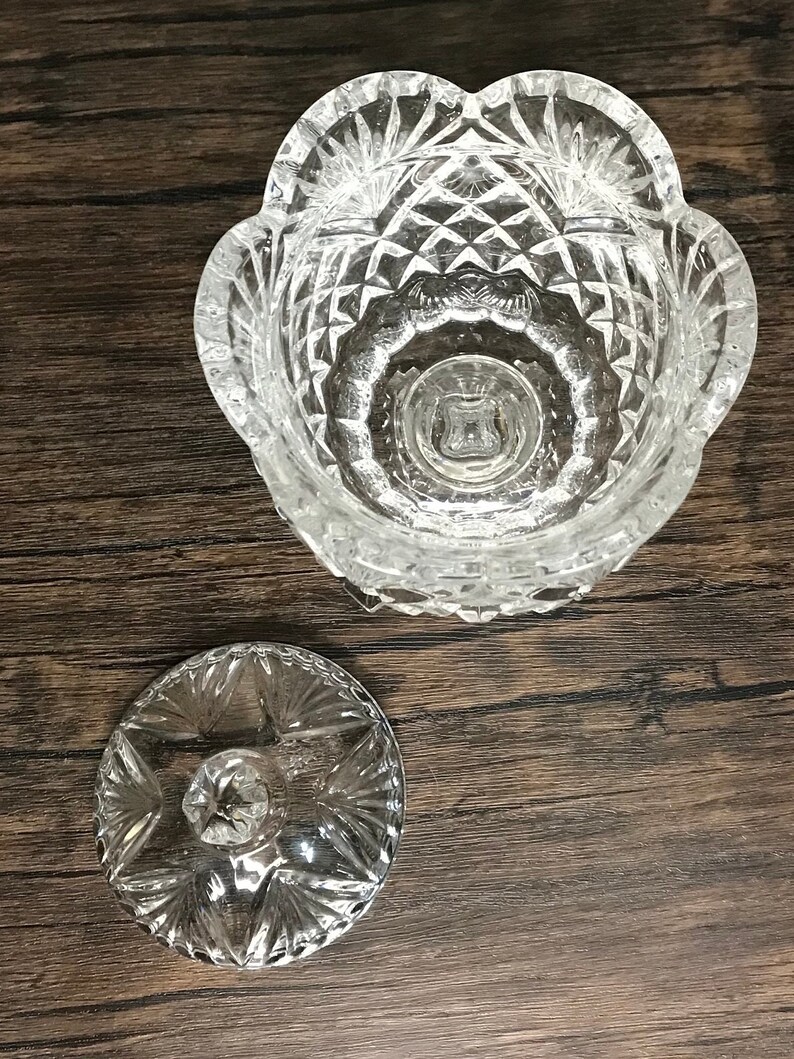 Vintage Shannon Designs of Ireland 24% Lead Crystal Cut Footed Pedistal ...