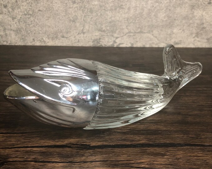 Vintage German Nuss Clear Ribbed Glass and Silver Plastic Open Lid ...