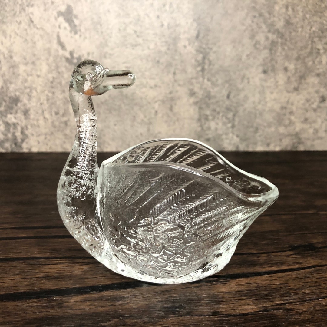 Vintage Clear Pressed Glass Swan Bird Trinket Nut Candy Ring Jewelry ...