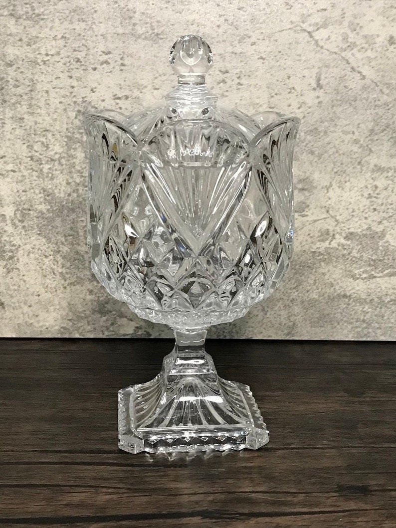 Vintage Shannon Designs of Ireland 24% Lead Crystal Cut Footed Pedistal ...