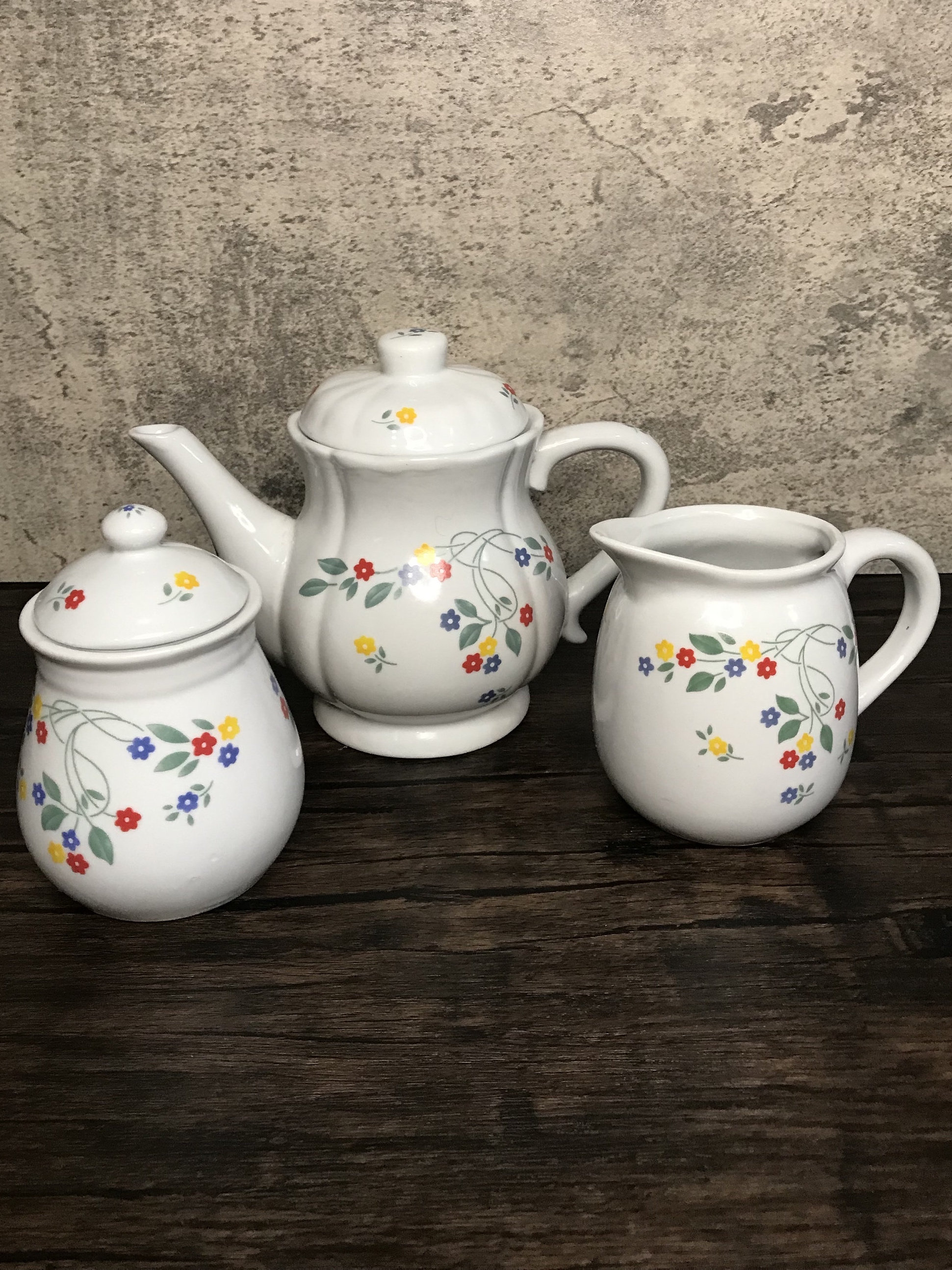 Vintage Corelle english Meadow Set of Sugar Canister, Creamer, and Tea ...