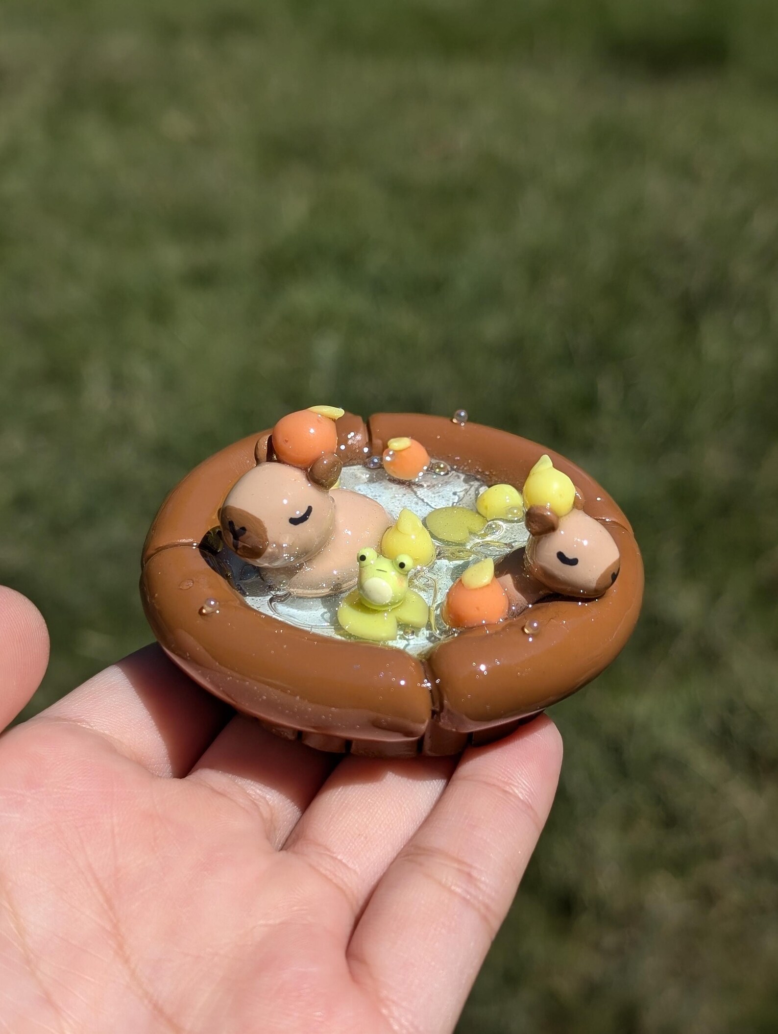 Capybara Desk Buddy, Handmade Polymer Clay Figurine, Desk Decor - Etsy