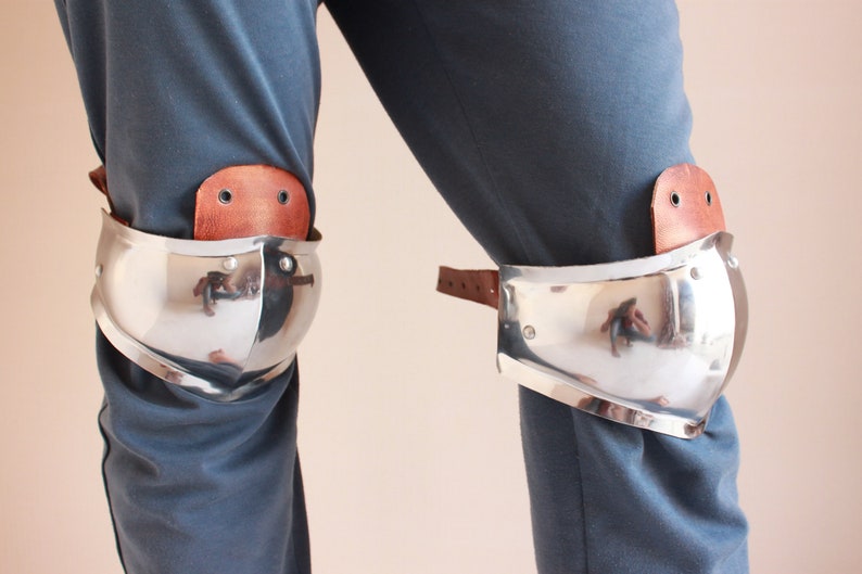 HANDMADE Classic Steel LARP Gothic Knee Cops - Etsy
