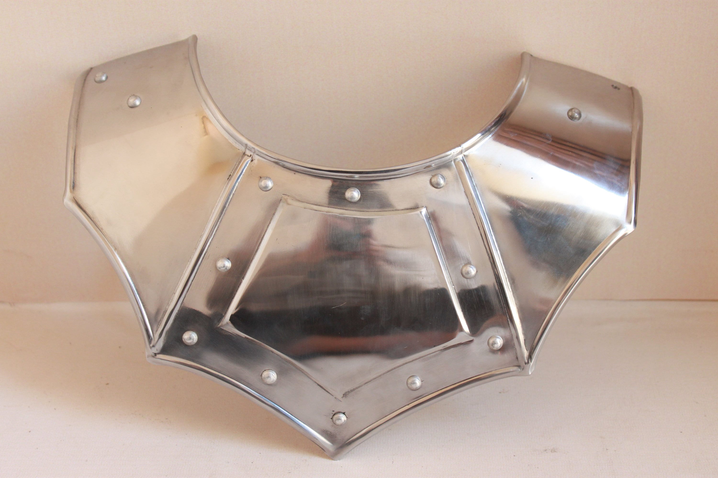 HANDMADE LARP Steel Knight Neck Gorget Armor - Etsy
