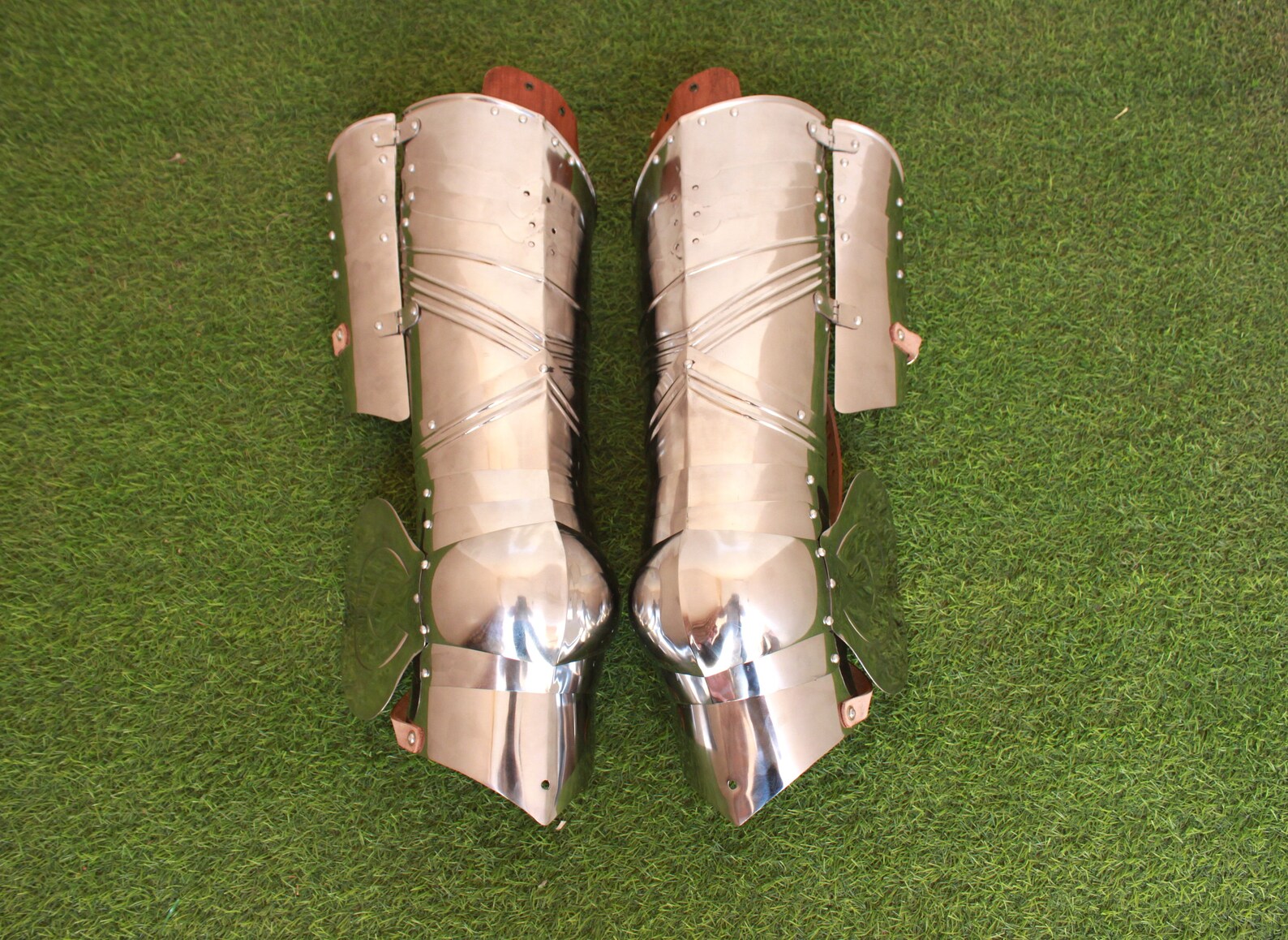 HANDMADE Medieval LARP SCA Full Leg Guard Armor Costume - Etsy
