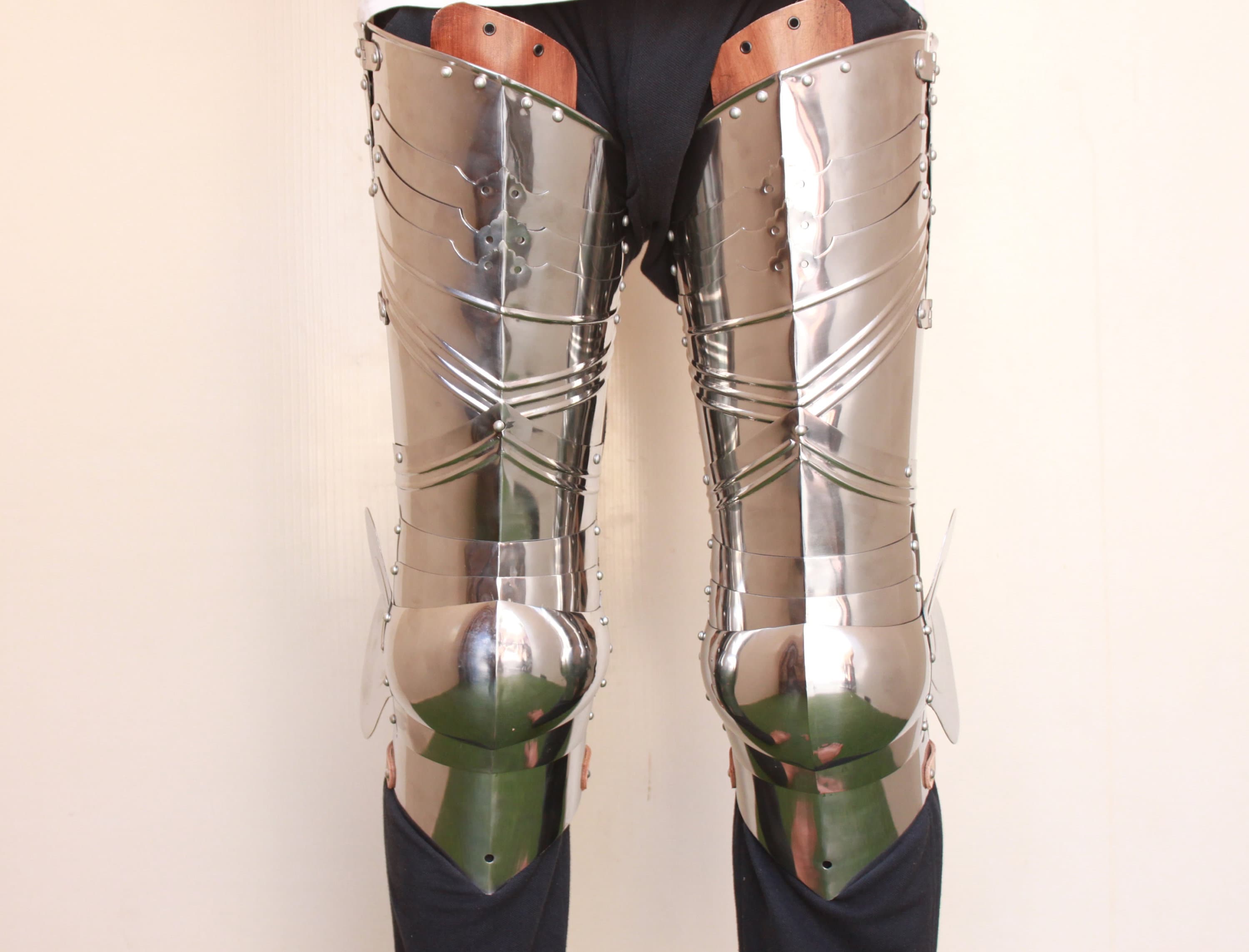 HANDMADE Medieval LARP SCA Full Leg Guard Armor Costume - Etsy