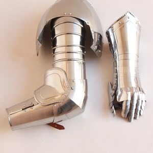 HANDMADE Single Full Arm Set With Gauntlets and Pauldrons Costume - Etsy