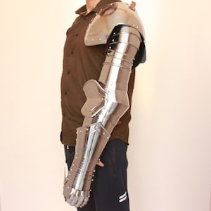 HANDMADE Single Full Arm Set With Gauntlets and Pauldrons Costume - Etsy