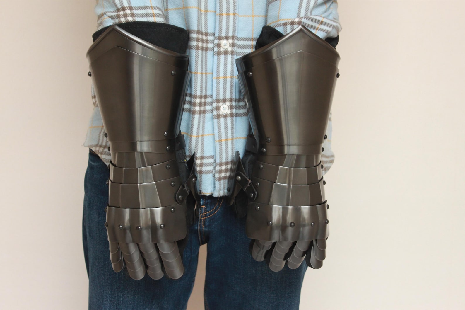 HANDMADE Blackened Steel Gothic Gauntlets Hand Protection Armor - Etsy