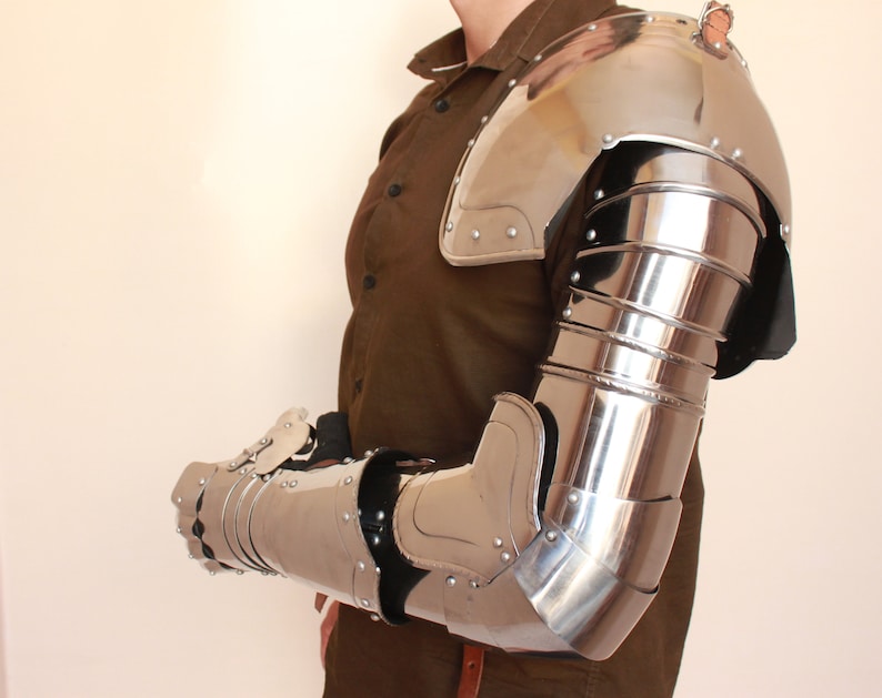 HANDMADE Single Full Arm Set With Gauntlets and Pauldrons Costume - Etsy