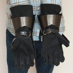 HANDMADE Blackened Steel Gothic Gauntlets Hand Protection Armor - Etsy
