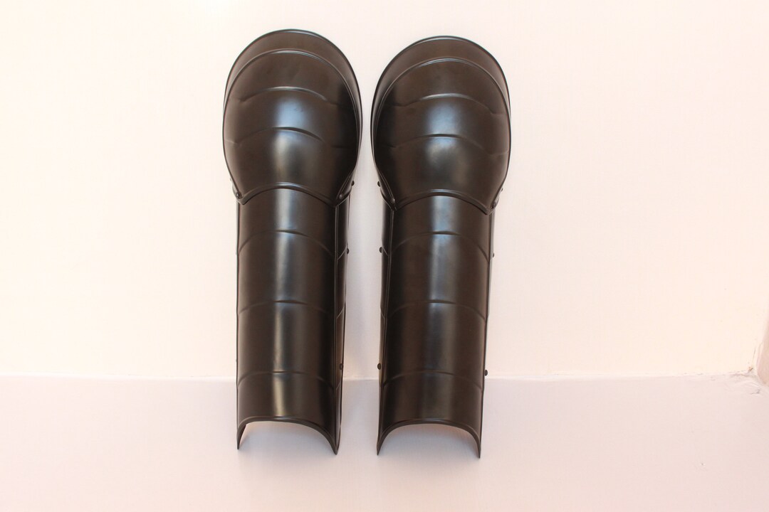 HANDMADE Blackened Mina Steel Knight Greaves - Etsy