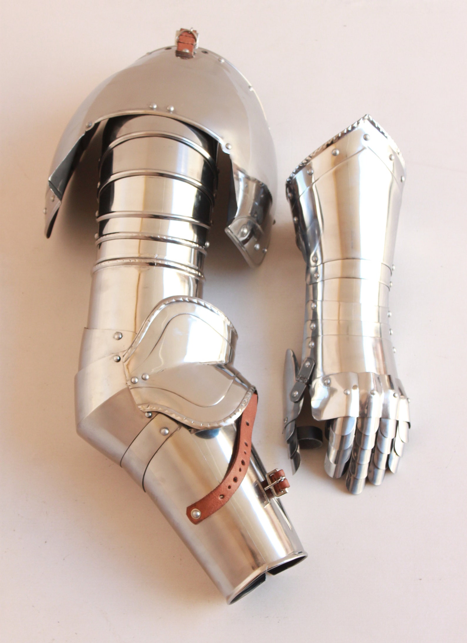 HANDMADE Single Full Arm Set With Gauntlets and Pauldrons Costume - Etsy
