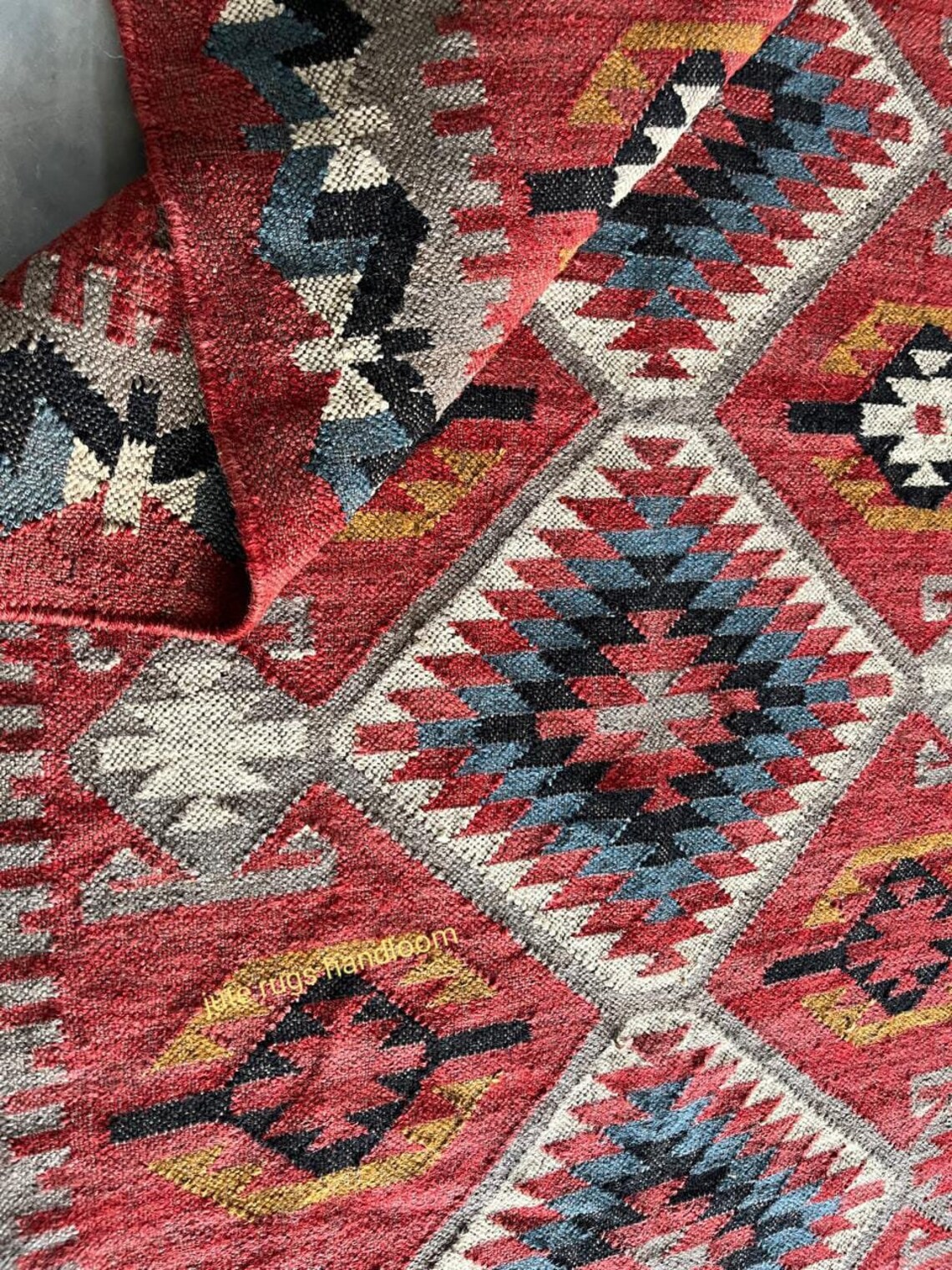 Traditional Turkish Kilim, Area Rug, Decorative Vintage Kilim ...