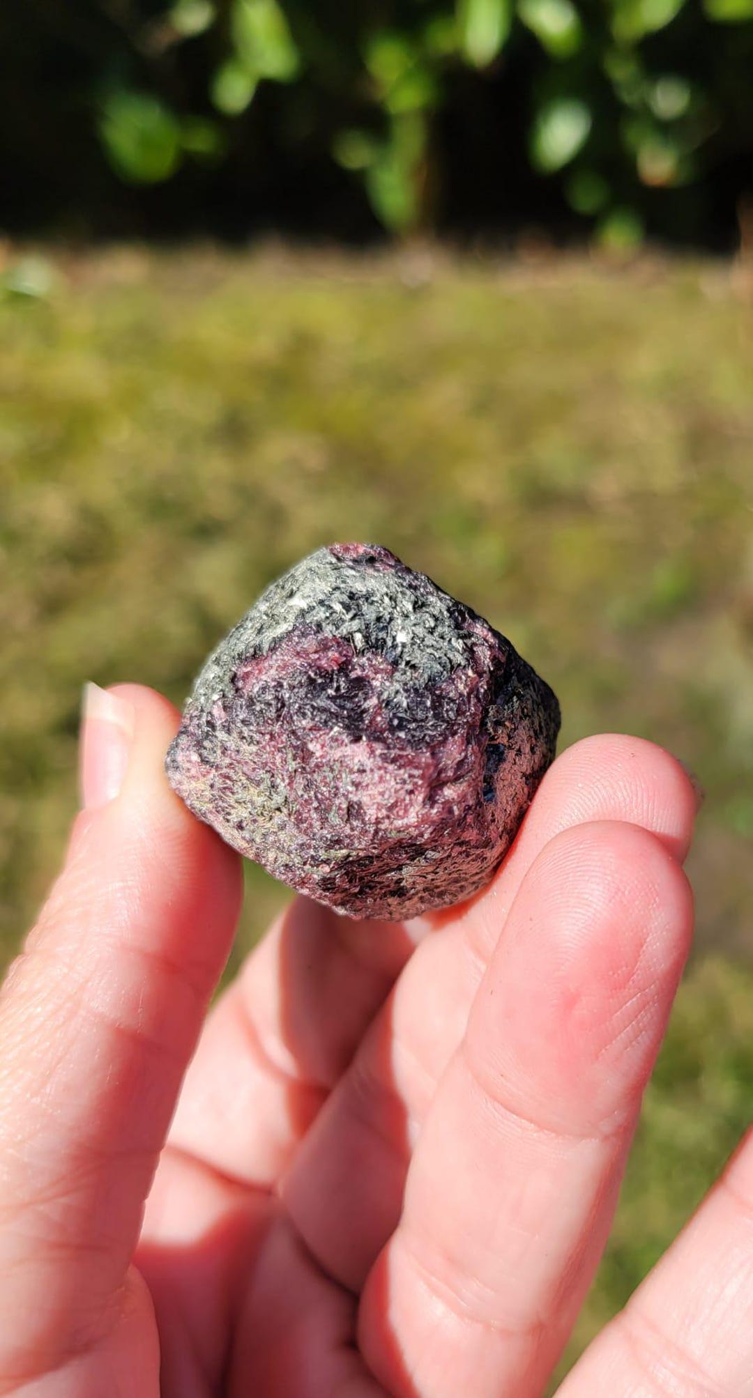 RARE Raw Biotite Garnet Stone, 58g/29mm/31mm, Garnet, Mica, Crystal ...