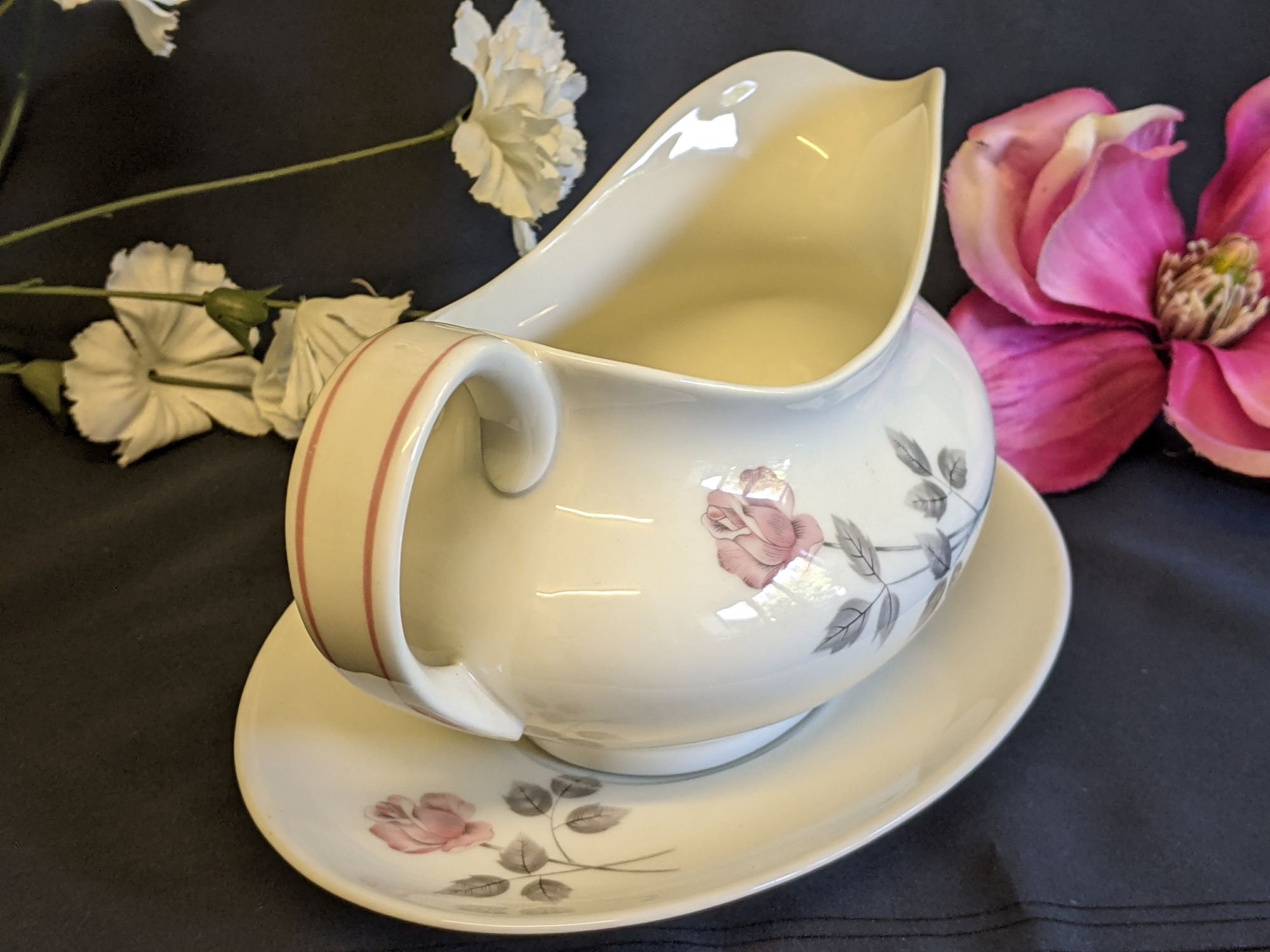Royal Doulton Pillar Rose Bone China Gravy Boat With Under-plate - Etsy