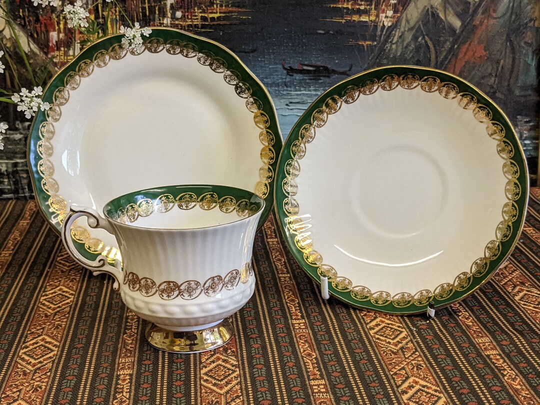 Vintage Elizabethan Bone China Green and Gold Trio - Etsy