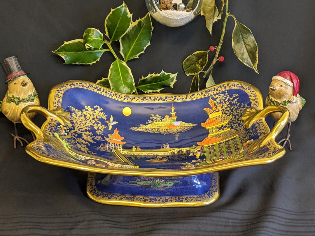 Wilshaw & Robinson Carlton Ware Footed Dish Decorated in the Pagoda ...
