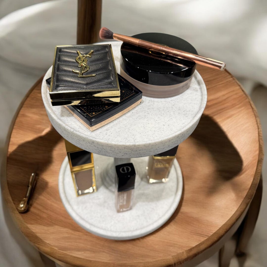 Large Display Stand, 2 Tier Display Stand, Make up Display Organiser ...