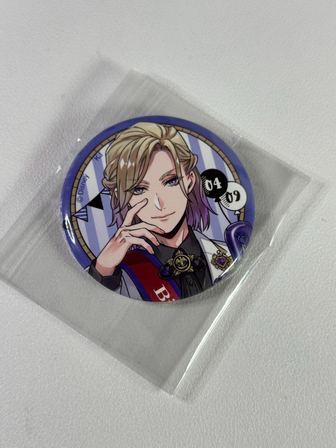 Twisted Wonderland Birthday Boy Closeup Can Badge Pomefiore Vil ...