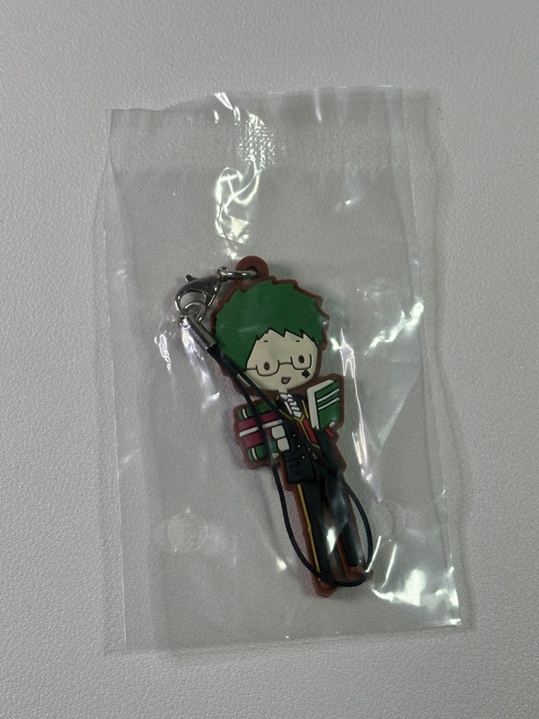 Twisted Wonderland Sugar Pochette Rubber Charm Heartslabyul Trey Clover ...