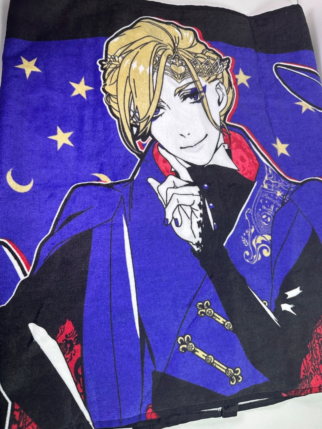 OPEN Twisted Wonderland Pomefiore Large Towel Vil Epel Rook - Etsy