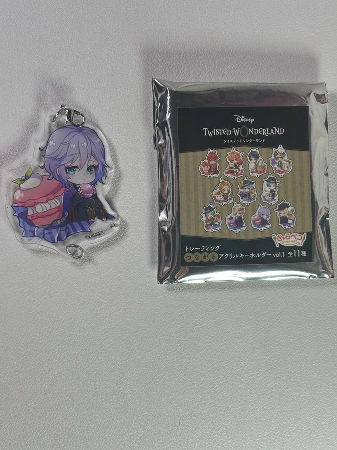 Twisted Wonderland Peko Acrylic Charm Pomefiore Epel Felmier - Etsy