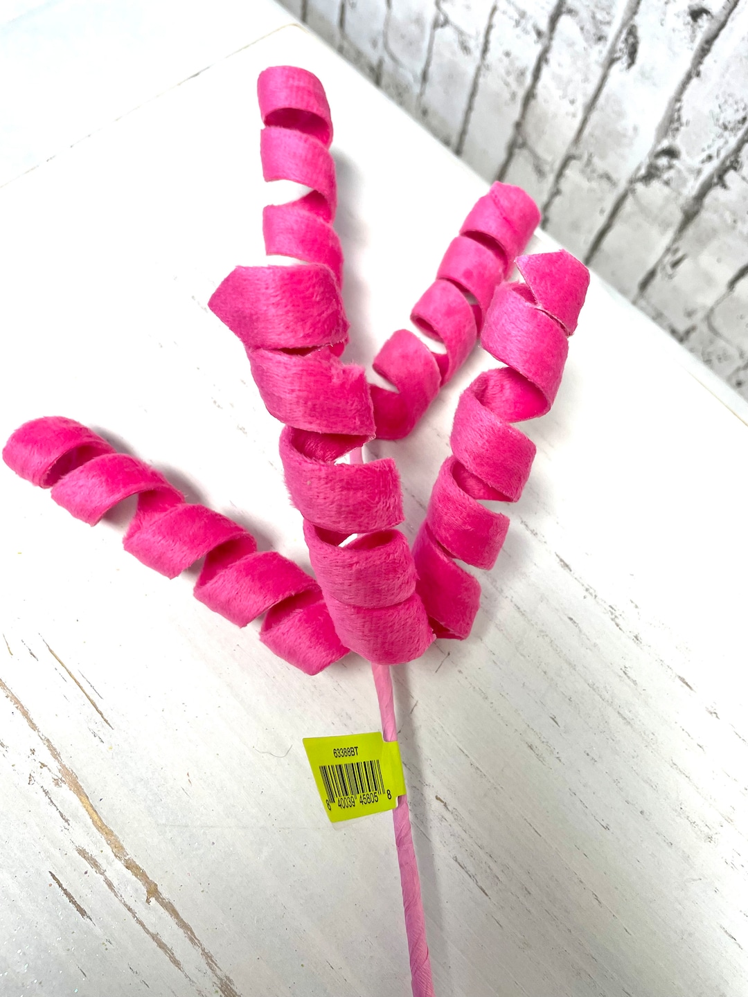 Hot Pink Velvet Curly Spray, 63388BT, Pink Curly Spray, Pink Velvet ...