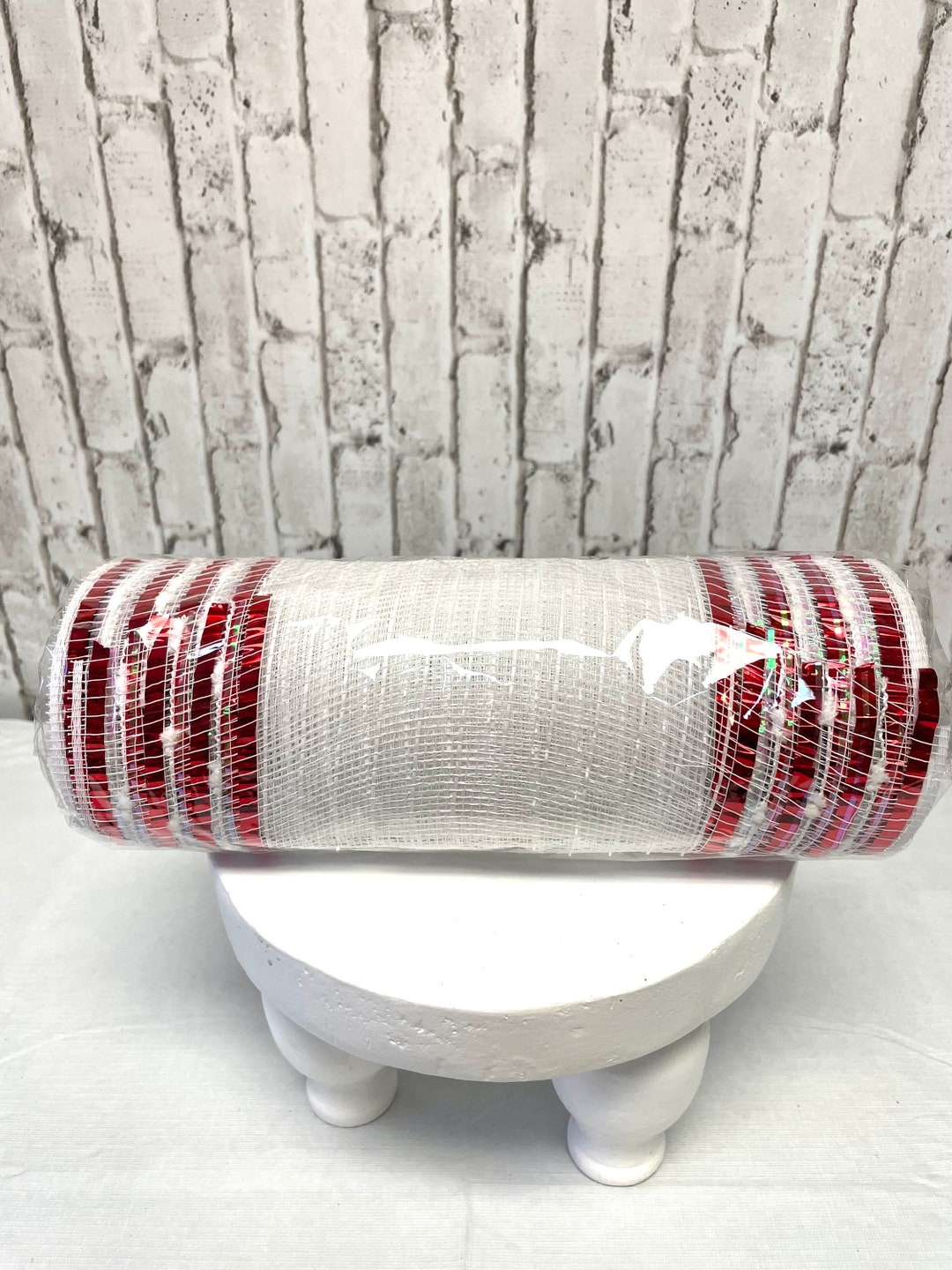 White Mesh With Red Metallic Border, RY8213A2, Christmas Mesh ...