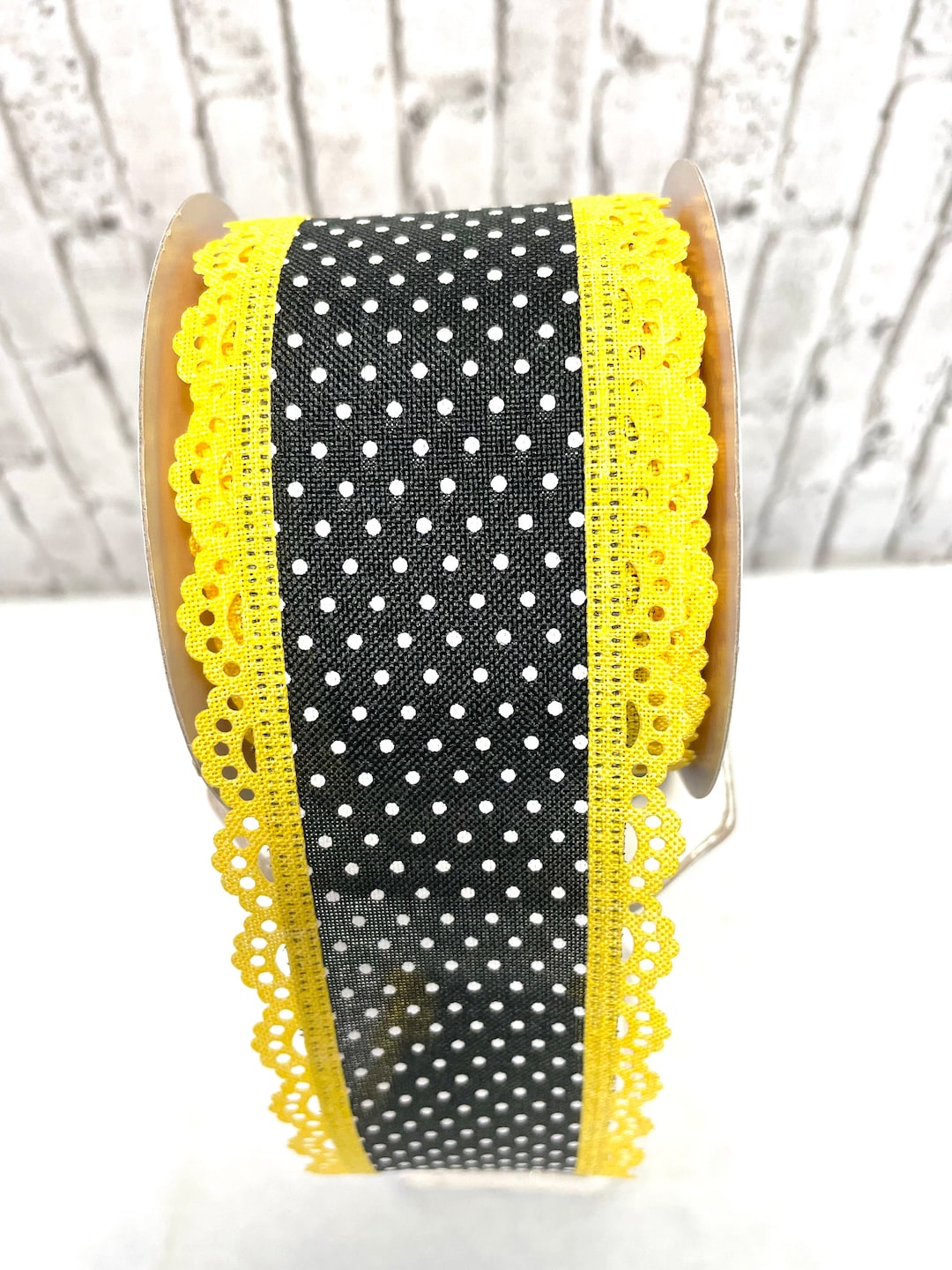 Swiss Dot Ribbon: Bumble Bee Design, Spring Decor - Etsy